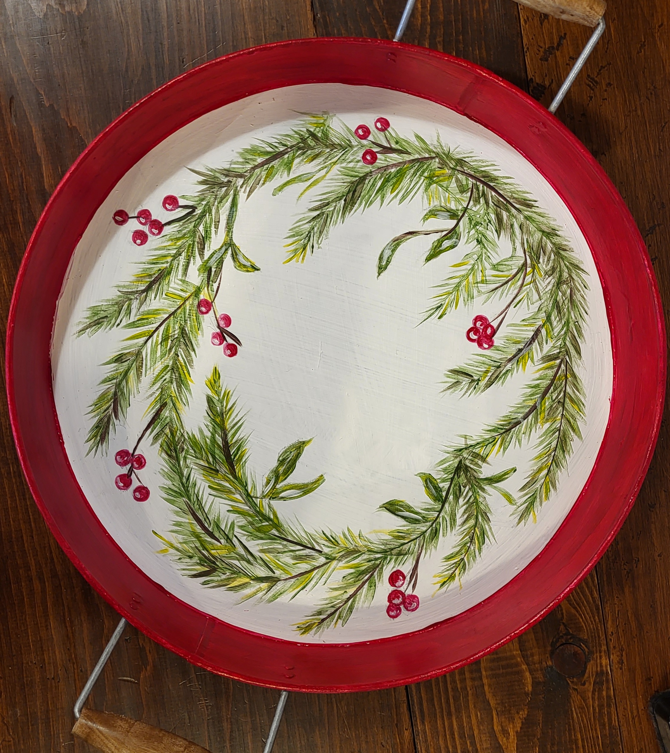 Holiday serving tray wreath